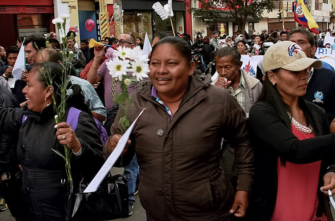 LIVIA AHUE LÍDER TICUNA, EN AMAZONÍA COLOMBIANA - Chakana News